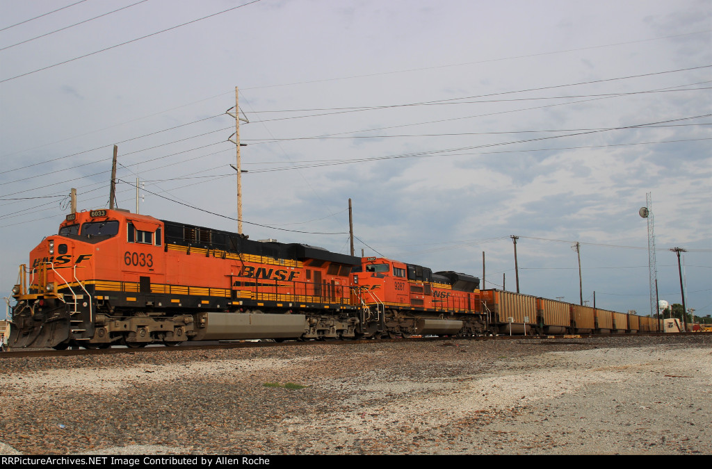 BNSF 6033